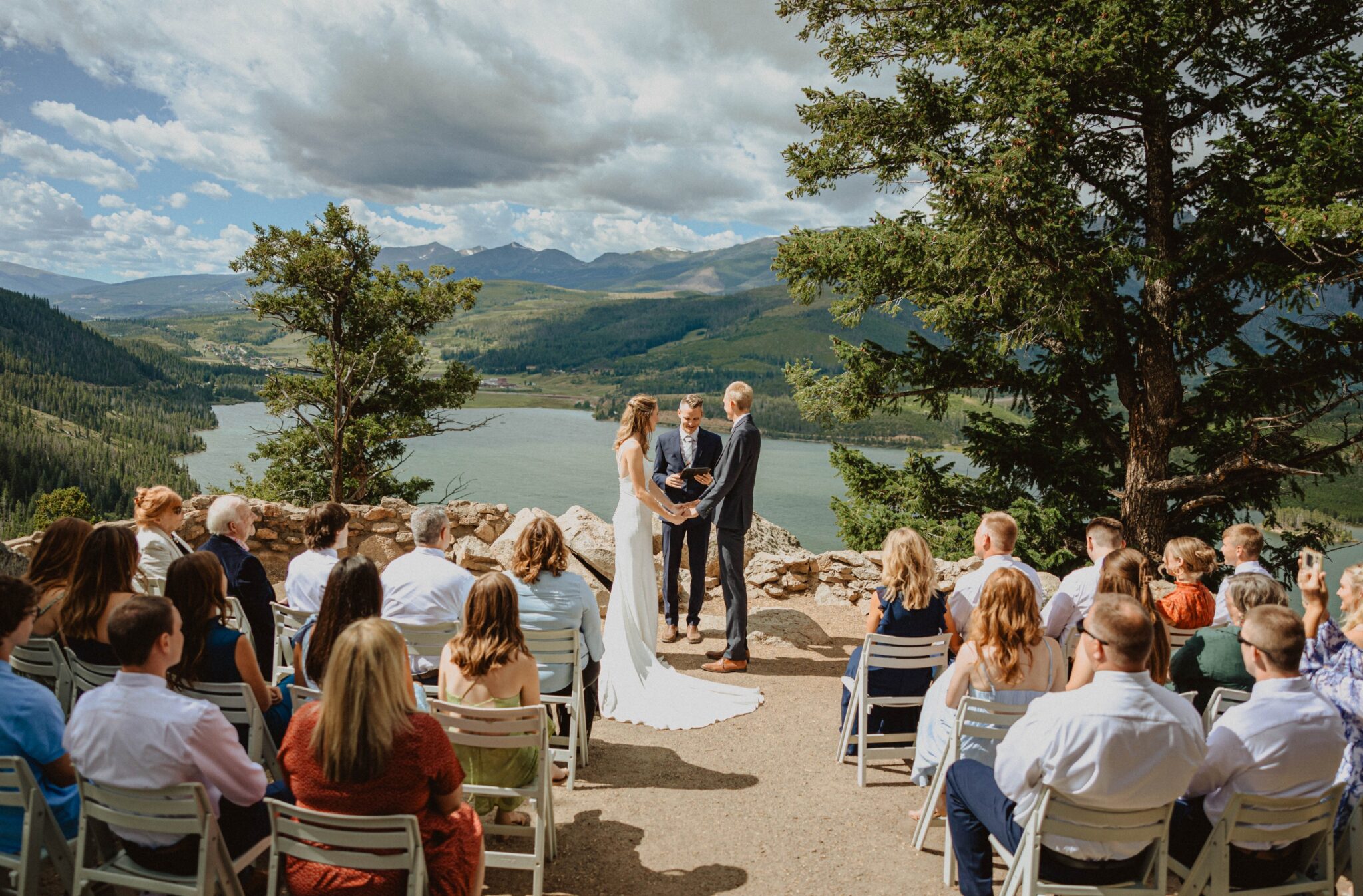 How Much Does it Cost to Elope? A 2026 Guide